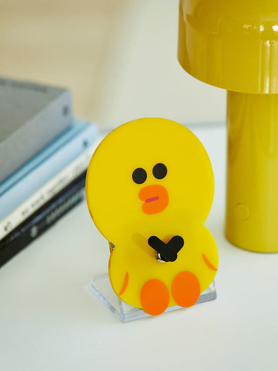 LINE FRIENDS SALLY DESK CLOCK – LINE FRIENDS SQUARE